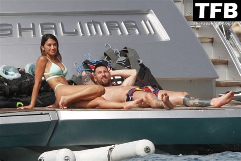 Antonela Roccuzzo Antonelaroccuzzo Nude Leaks Photo 115 Thefappening