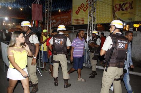 Santo Antônio polícia aperta o cerco Somos vitrine da festa