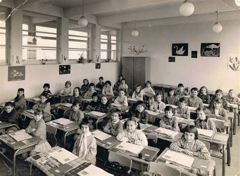 Photo De Classe De 1965 ECOLE JULES FERRY Copains D Avant