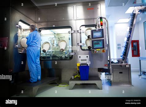 Medicamentos inyectables fotografías e imágenes de alta resolución Alamy