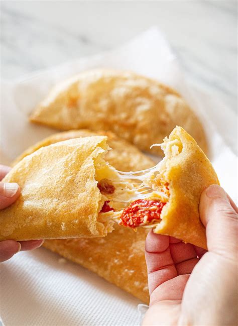 Quesadillas Fritas La Verdadera Receta De Comida Callejera Mexicana