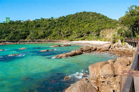 TOP 13 Melhores Praias de Bombinhas SC PARADISÍACAS
