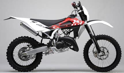 Motorrad Vergleich Husqvarna WR 125 2009 Vs MZ 125 SM Gangsta 2009