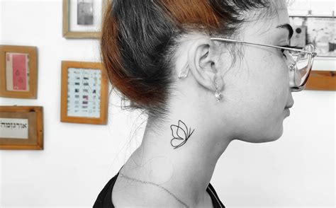 Elegant Butterfly Neck Tattoo Designs To Swag In