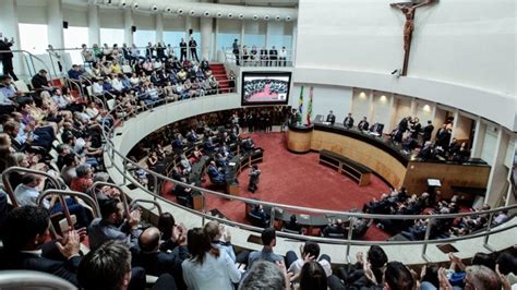 Saiba quem são os deputados estaduais eleitos por SC em 2022