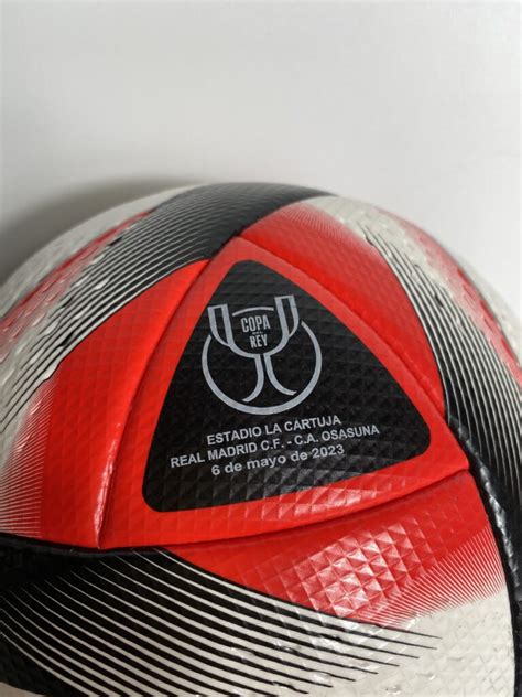 Balón de fútbol Amberes Pro RFEF adidas Punto Ahorro