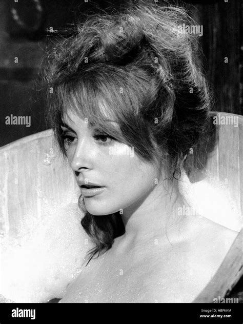 FEARLESS VAMPIRE KILLERS Aka Tanz Der Vampire Sharon Tate 1967