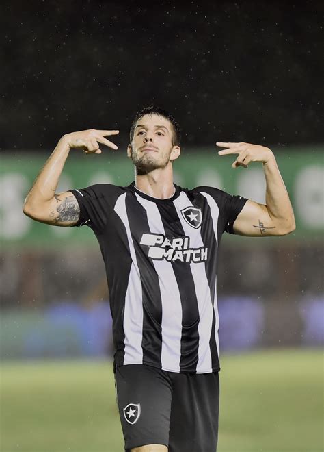 An Lise Botafogo Mostra Evolu O Em In Cio De Sequ Ncia Decisiva Sp