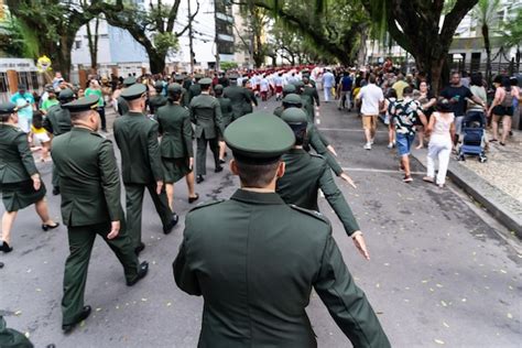 Premium Photo Brazilian Army Officers Parading On Independence Day