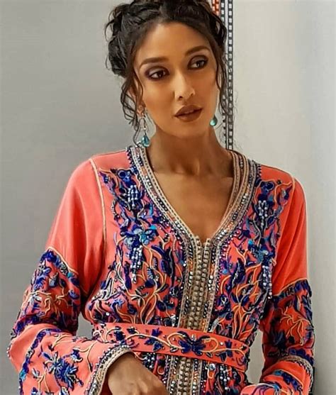 Location caftan marocain pas cher à Lyon Boutique Caftans