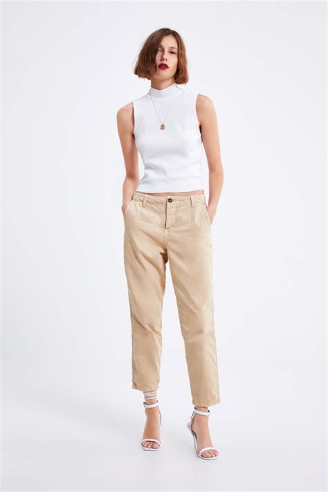Has Visto Los Nuevos Pantalones Chinos De Zara Hacen Tan Buen Tipo