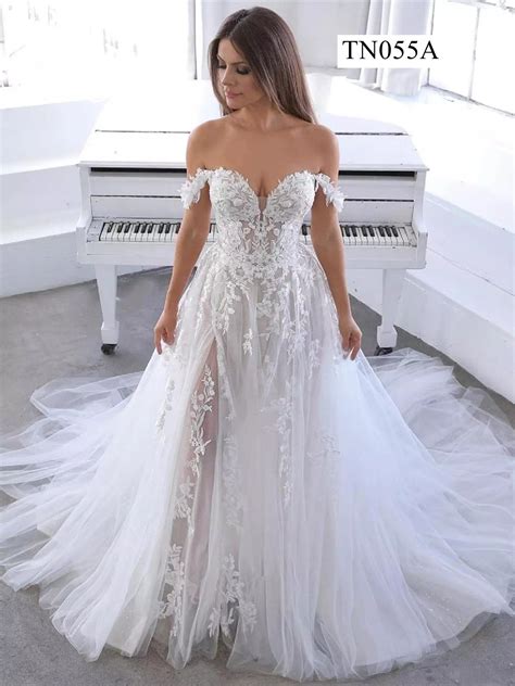 Off Shoulder Half Backless And Sweetheart Neck A Line Wedding Dress