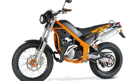Ficha técnica de la Rieju TangoO 50 2006 Masmoto es