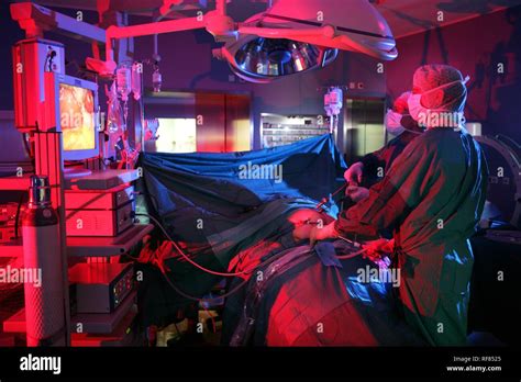 La chirurgie laparoscopique opération de la vésicule biliaire