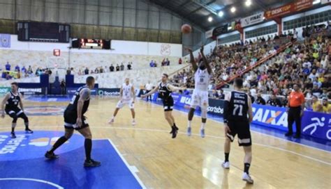 São José Basketball vence em partida emocionante Jogando Juntos