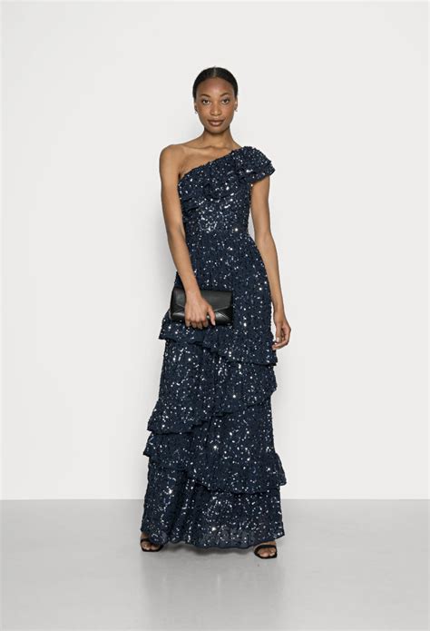 5 Vestidos De Lentejuelas Para Brillar Con Luz Propia Esta Nochevieja