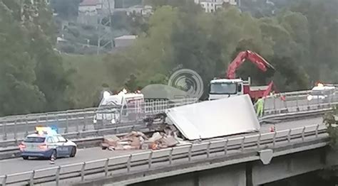A20 Grave Incidente Sullautostrada Messina Palermo Tra Gli Svincoli