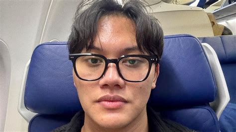 Profil Biodata Rizky Febian Penyanyi Yang Sah Menikahi Mahalini