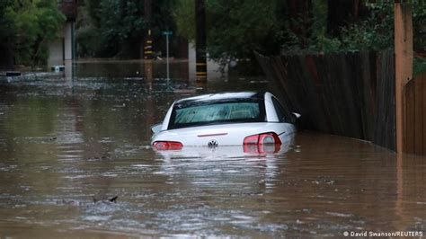 Inundaciones y sequía la Paradoja actual de California IITAAC