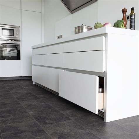 PVC Boden Reinigung Und Pflege