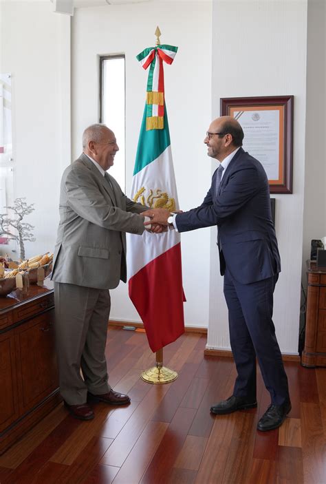 El Comisionado del INM Francisco Garduño Yáñez se reunió con Luis