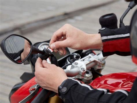 Tipos de soporte móvil para viajar en moto Moto1Pro
