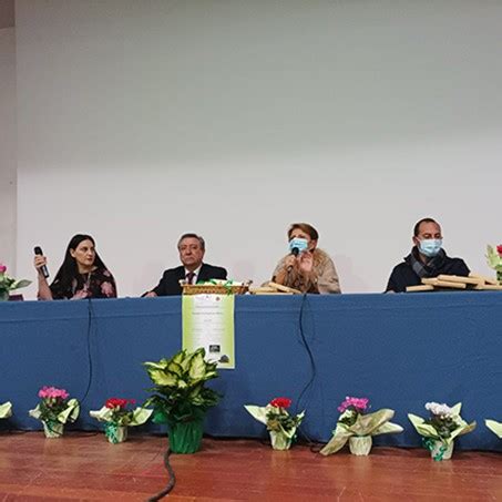Catanzaro Giornata Degli Alberi Con L Ordine Dei Dottori Agronomi E