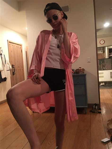 Kristen Stewart da Saga Crepúsculo tem fotos vazadas por hackers