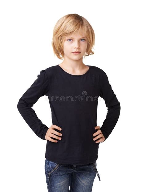 Mignon Et Occasionnel Portrait Complet D Une Jolie Petite Fille Debout