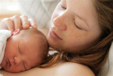 Cómo retrasar la vuelta al trabajo lo máximo tras la baja de maternidad