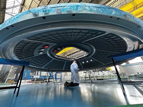 Как летающая тарелка Axiom Space показала процесс сборки первого
