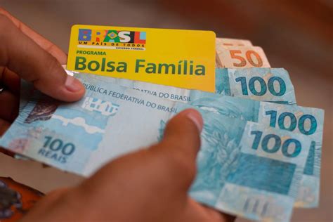 Calendário de pagamento do Bolsa Família está em andamento