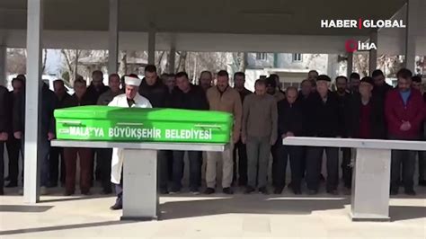 8 Mart ta kadın cinayeti Birlikte yaşadığı kadını sokak ortasında