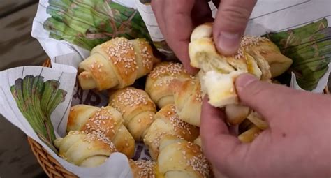 Recept Za 10 Brze Kiflice Bez Kvasca VIDEO BosnaInfo