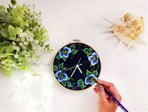 How To Paint On Fabric 12 Expert Tips Skillshare Blog