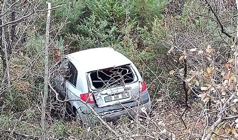 Niksar Tokat Yolunda Otomobil Arampole Yuvarland G Ncel Niksar