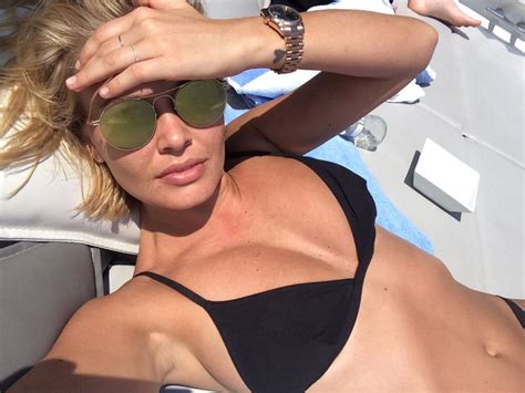 Lara Bingle Feet Thefappening