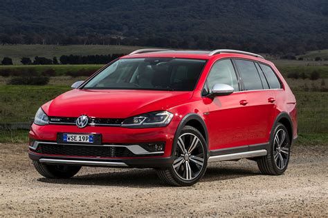 VW Golf Alltrack 2017 Review Snapshot CarsGuide