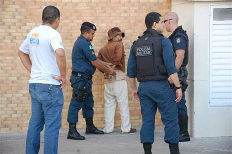 Identificado Morador De Rua Esfaqueado Em Comper Da Capital Capital