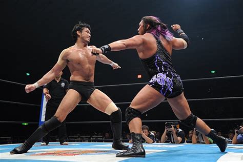 新日本プロレスリング株式会社 on Twitter 柴田勝頼vsEVILのNEVER無差別級戦は肉体を削り合う大激戦に 勝敗の