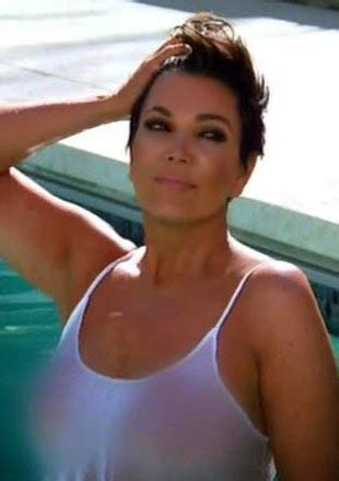 Kris Jenner Nuda 30 Anni In Al Passo Con I Kardashian