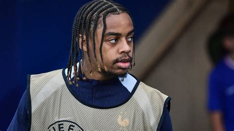 Transferts Le PSG tente un coup à la Barcola Le10sport