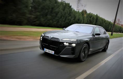 ESSAI BMW i7 2023 la nouvelle Série 7 est magistralement dérangeante