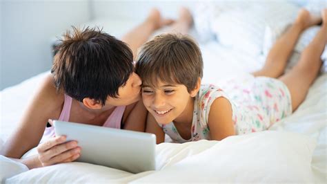 Familias monoparentales Ayudas públicas Criar Con Sentido Común