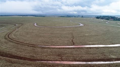 Outubro é o mês mais chuvoso dos últimos anos Agricultura sofre os