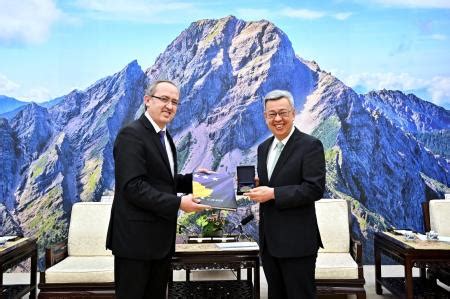 Premier Receives Cross Party Parliamentary Delegation From Kosovo