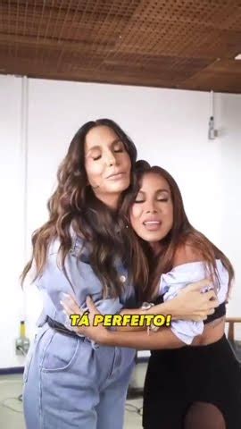 Vem ver como é a relação de Ivete Sangalo e Anitta Pipoca da Ivete