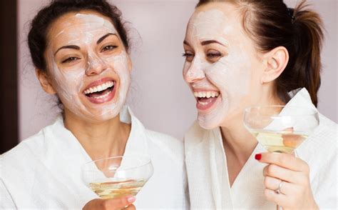 5 esenciales para tener un día de spa en casa CHIC Magazine