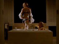 Leighton Meester Nuda Anni In Remember The Daze