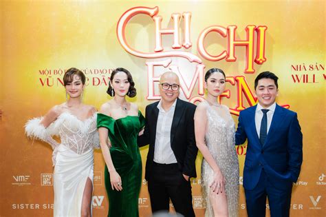 Minh Hằng Ngọc Trinh đọ nhan sắc nóng bỏng